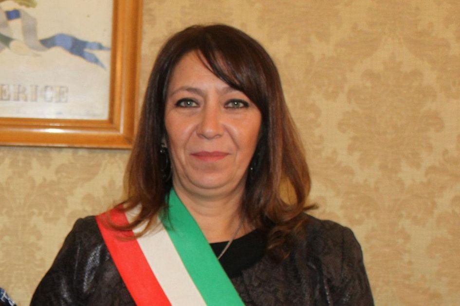 La sindaca di Erice Daniela Toscano positiva al Covid • Prima Pagina ...